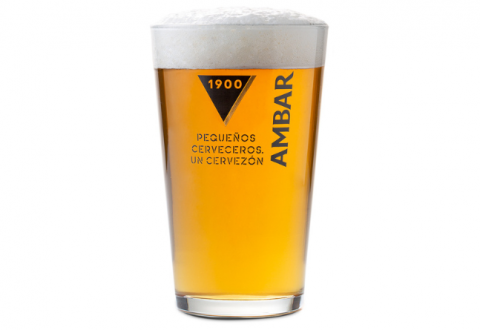 Pinta de cerveza. ¿Cuánto es y cuándo consumirla? | Cervezas Ambar